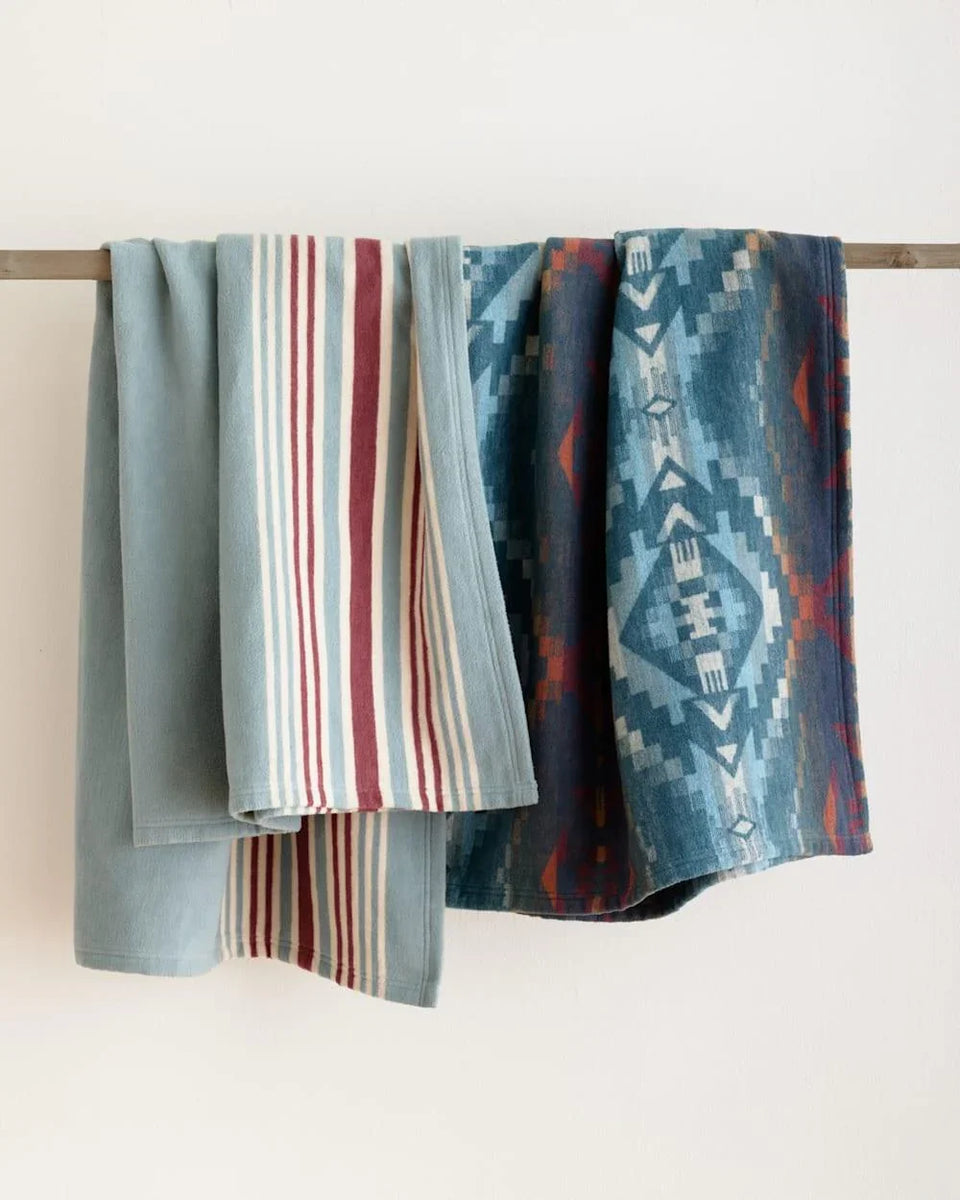 Carico Lake/Stripe Cotton Throw Pack | Your Western Decor