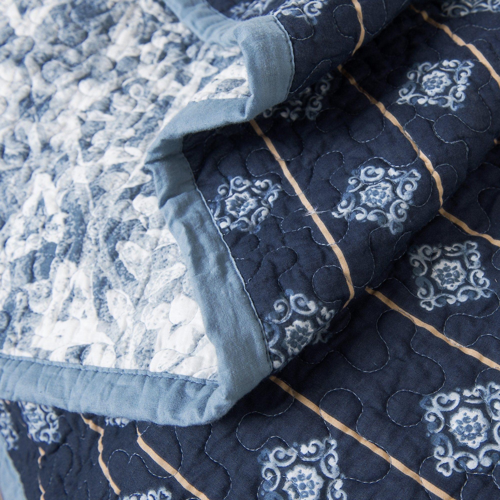 Greystone Sky Reversible Quilt Set | Your Western Decor
